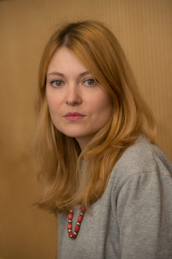 Elina Masing: Valge Tüdruk on rõve ja kitsas definitsioon tänapäeva ...